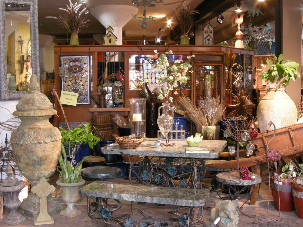 Ruibal's Plants of Texas Pearl Street - Dallas Lawn & Garden
