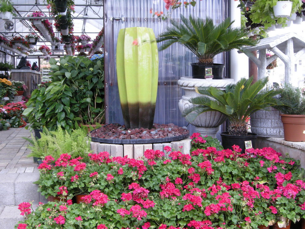 Ruibal's Plants of Texas Grand Avenue - Dallas Lawn & Garden